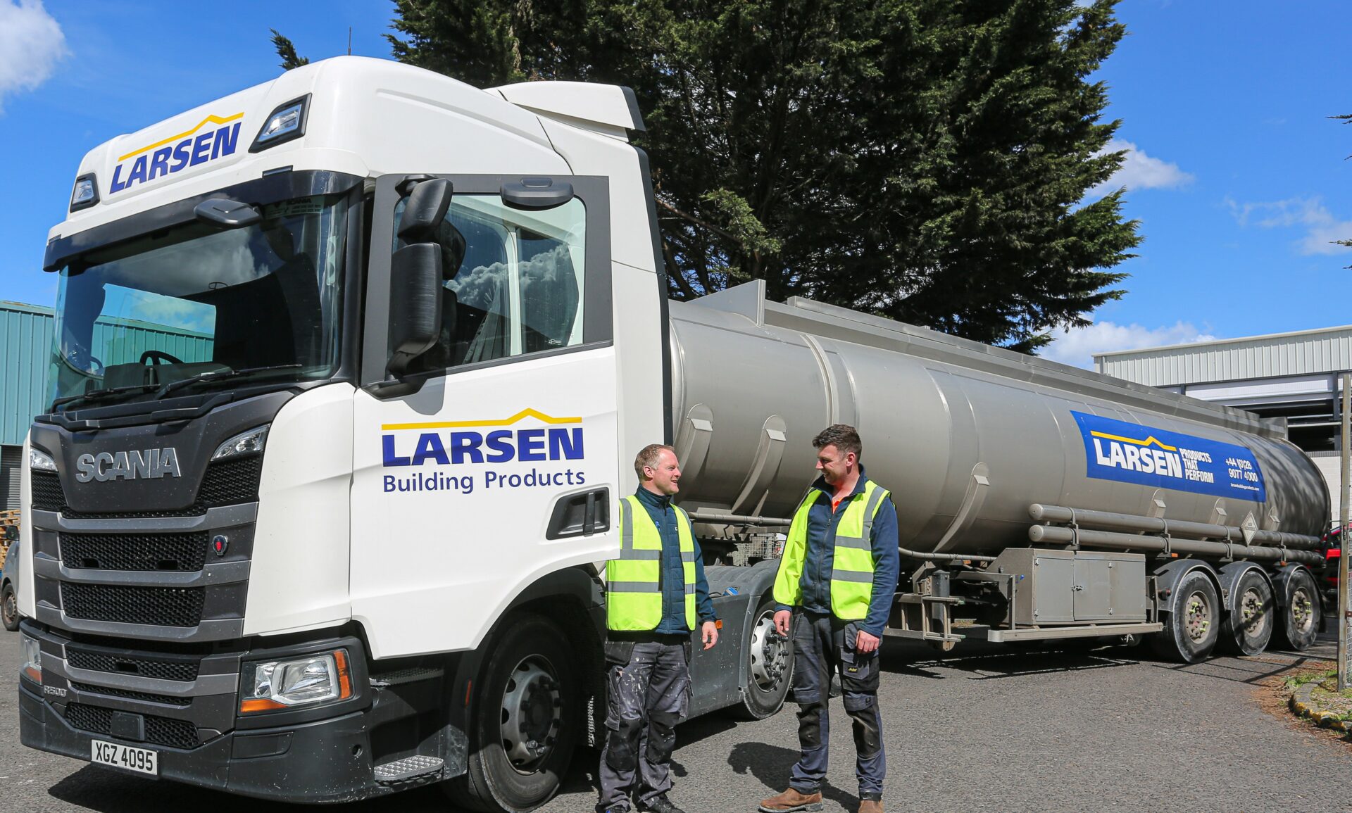 LARSEN CELEBRATES 50 YEARS OF PROFESSIONAL BUILDING PRODUCTS - Tilezine
